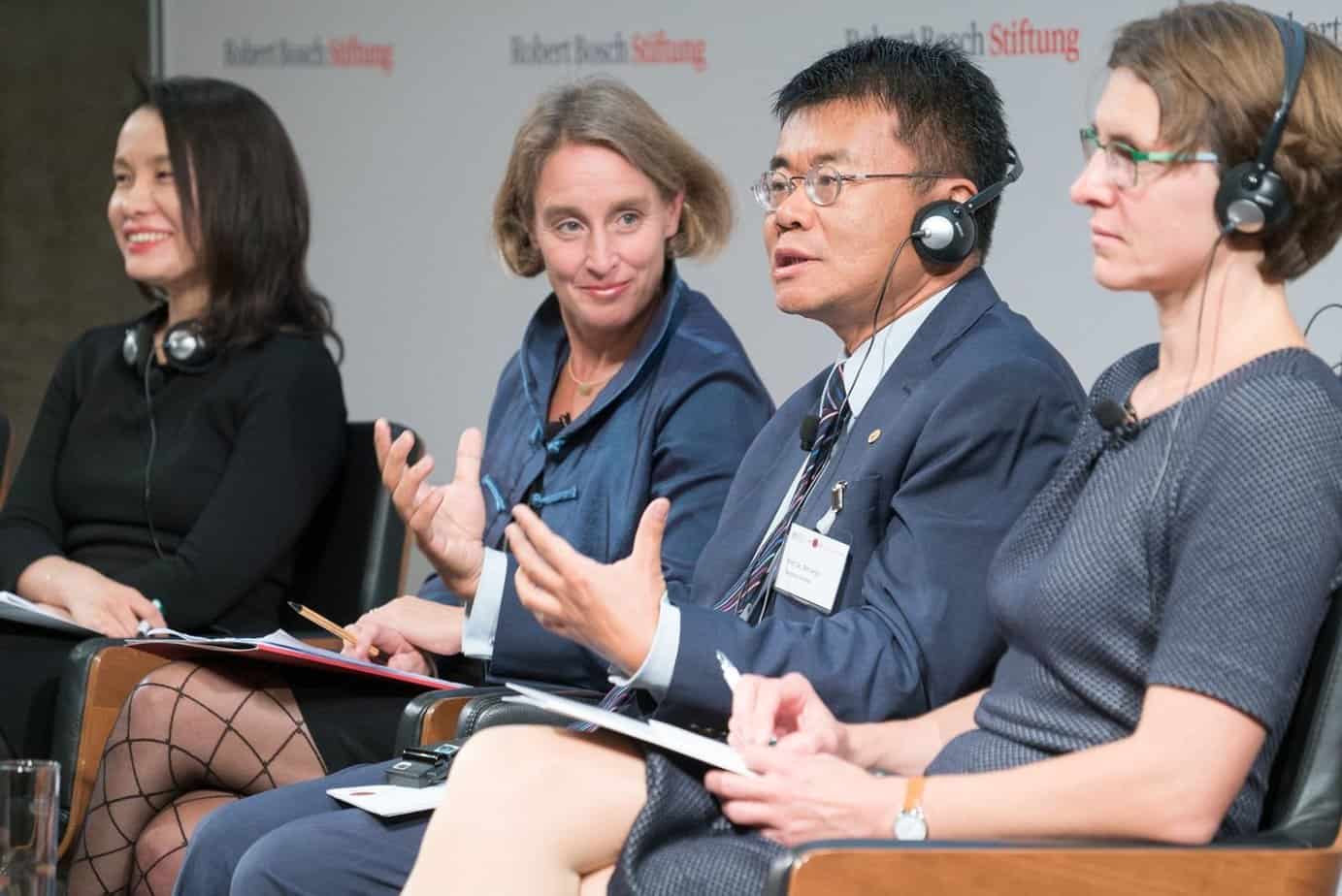 CTOUR VOR ORT: Suggestion, Manipulation oder Propaganda? Wie ...